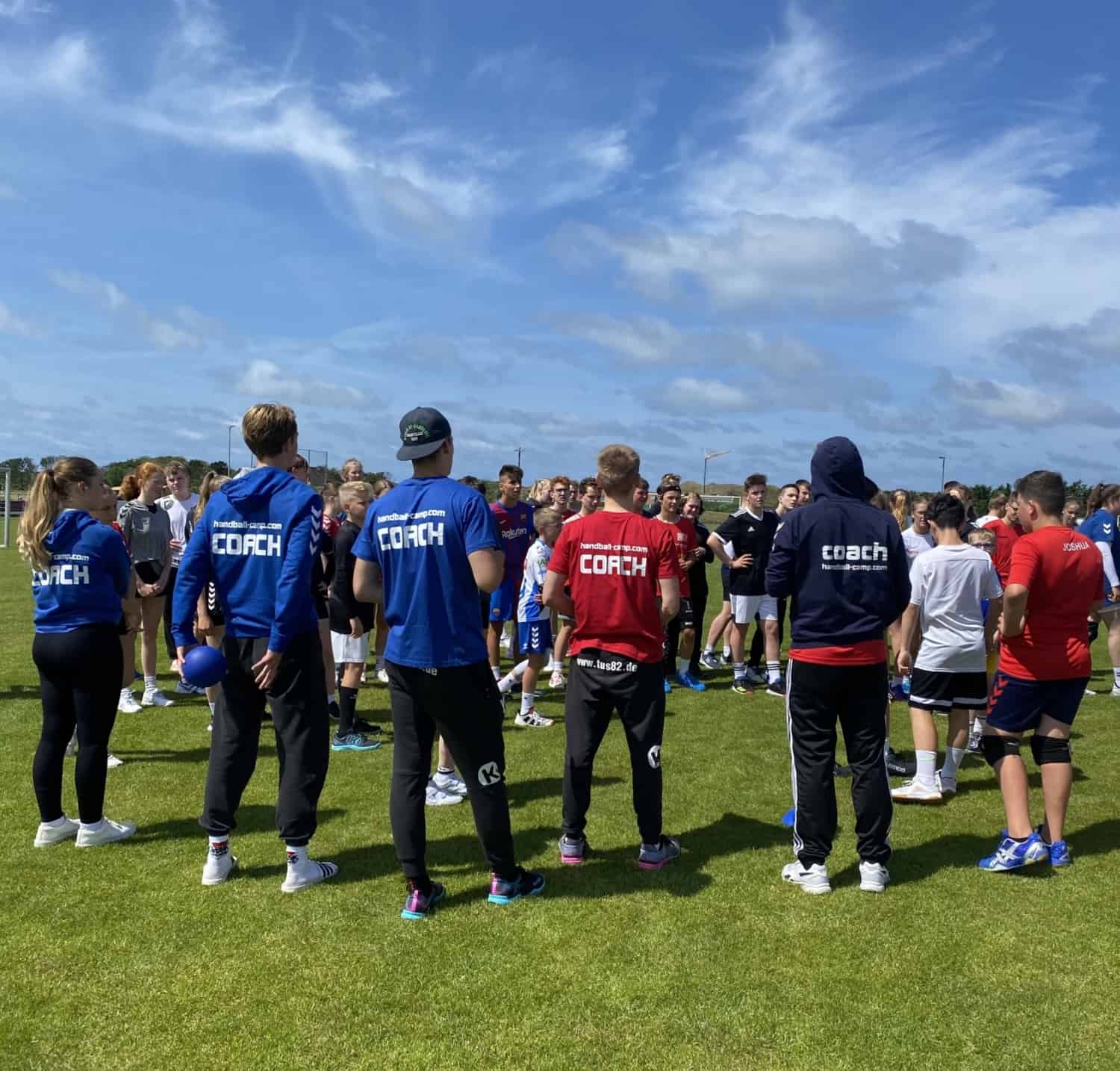 HUMMEL Handballcamps 2026 - Handball-Feriencamps
