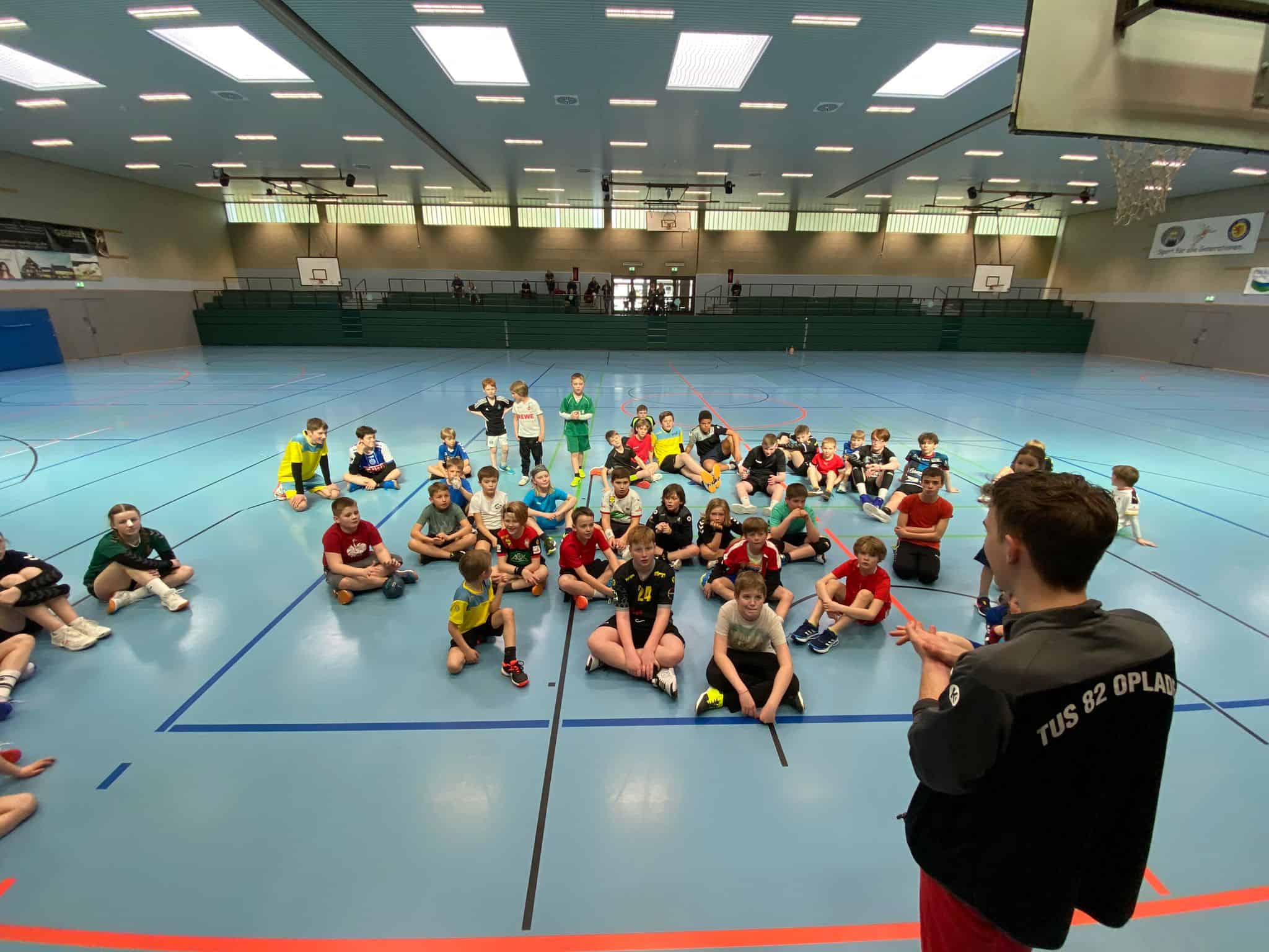 Unsere Tages-Camps - HUMMEL Handballcamps 2026