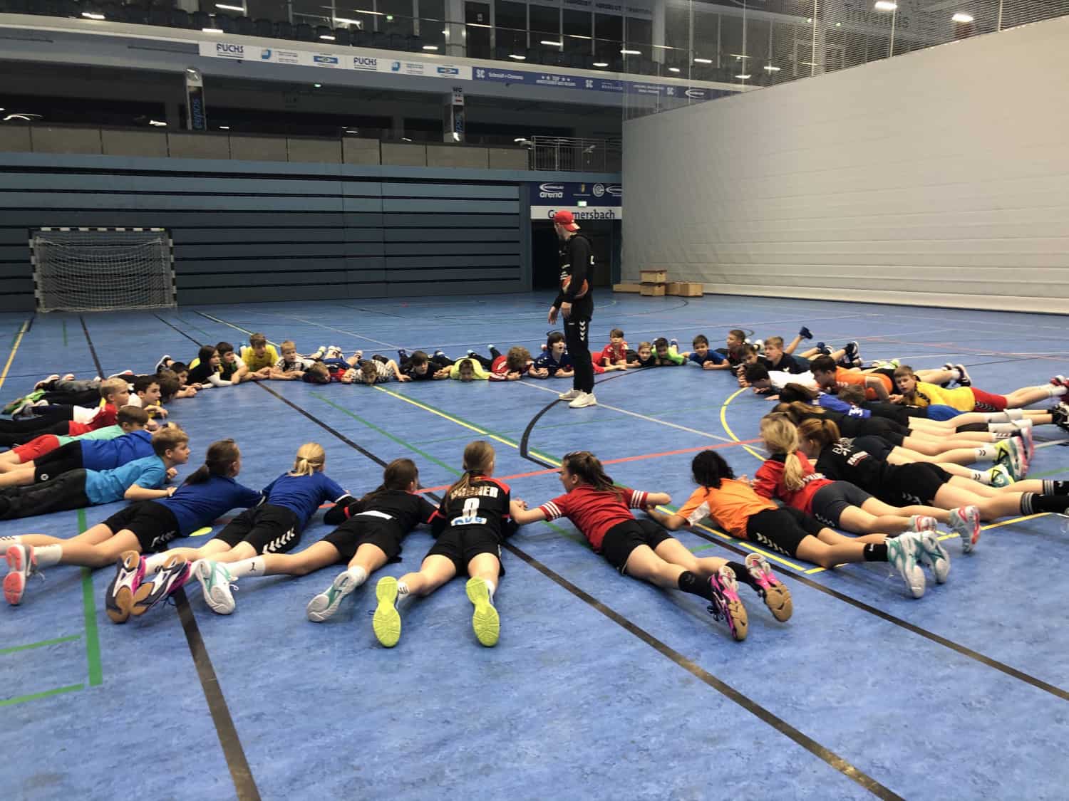HUMMEL Handballcamps 2025 - Handball-Feriencamps